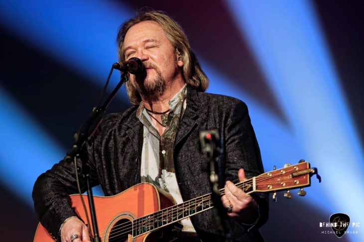 Travis Tritt brings real country back to Spartanburg – Behind The Pic